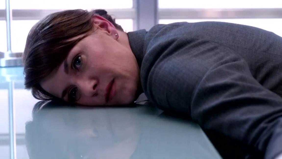 Naomi - Supernatural... Scary Just Got Sexy!